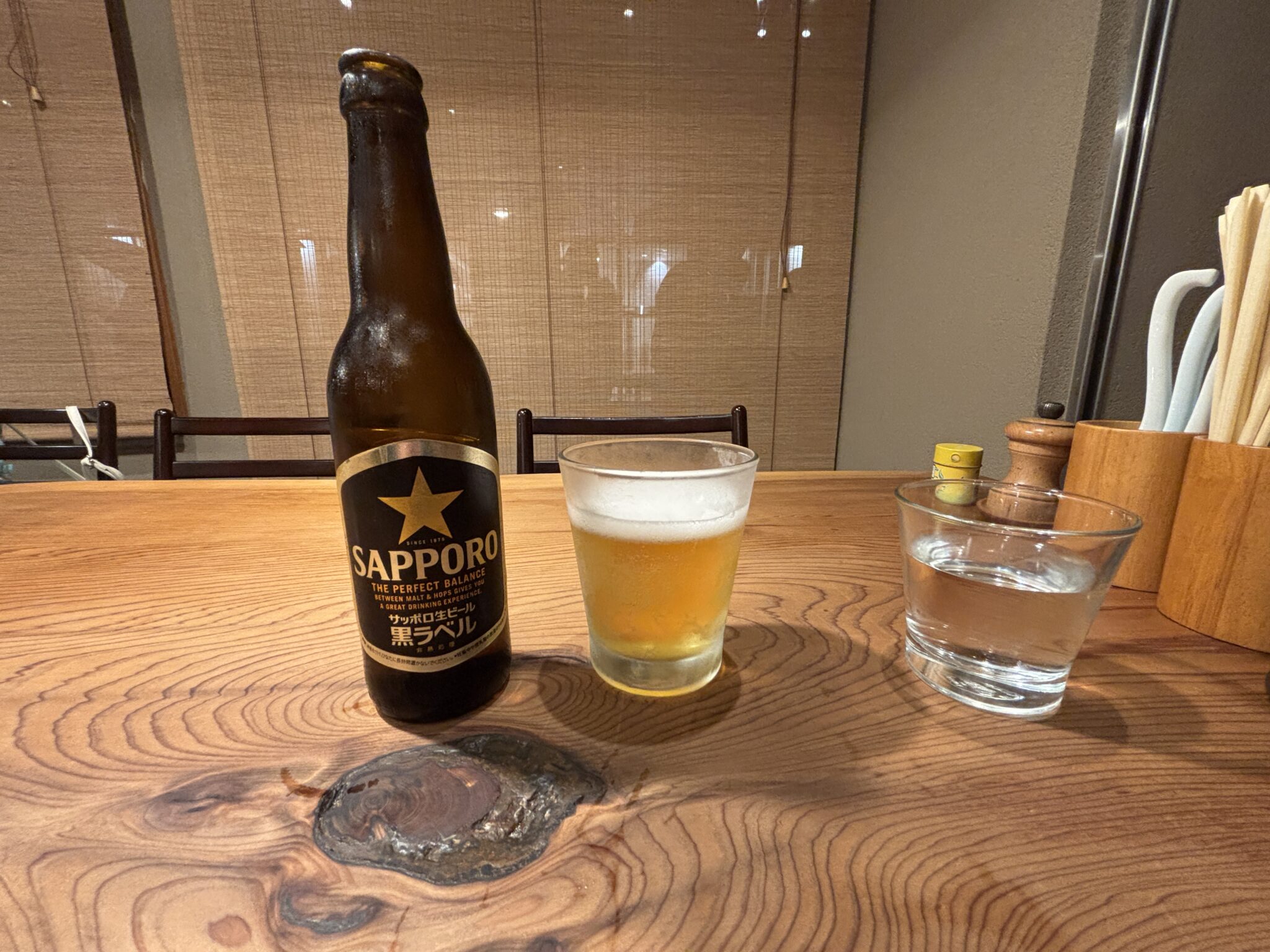 狛江「しば田」仙川から移転した中華そばの名店！琥珀色スープが染みわたる至福の一杯を実食 | ほろ酔い散歩